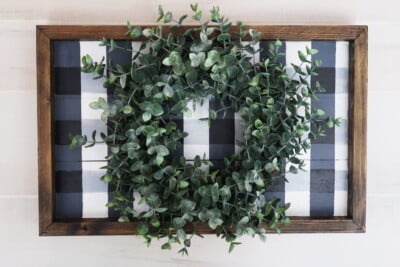 DIY Buffalo Check Sign - Weekend Craft