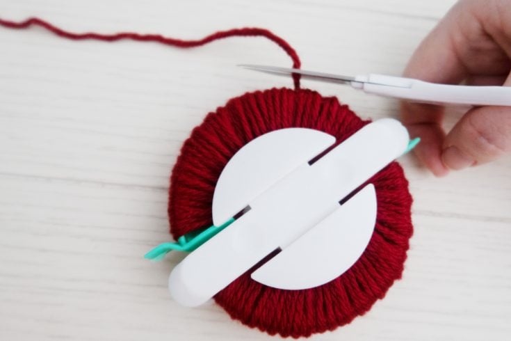 How To Use A Pom Pom Maker - Weekend Craft