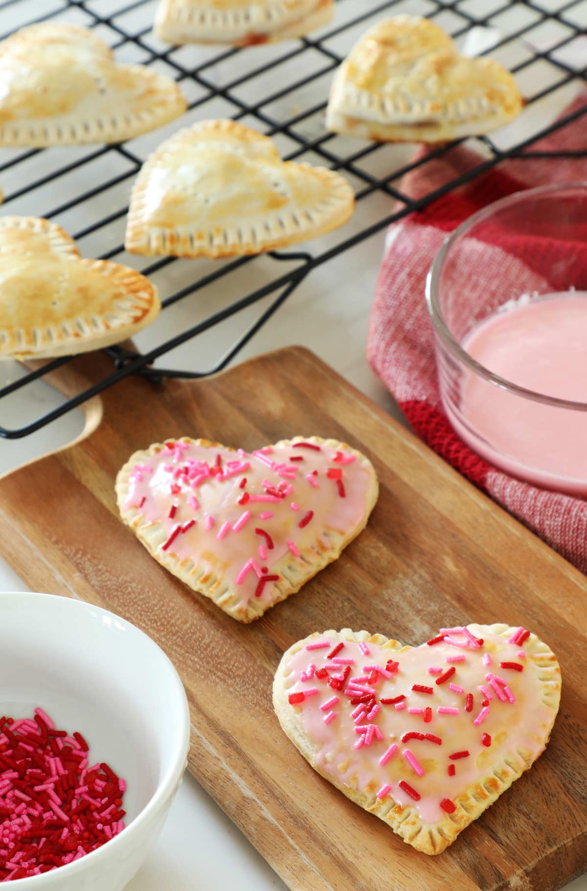 Homemade Pop Tarts with Pie Crust - Weekend Craft