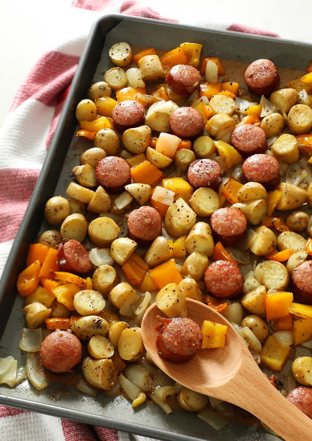 Kielbasa and Potatoes Sheet Pan Dinner - Weekend Craft