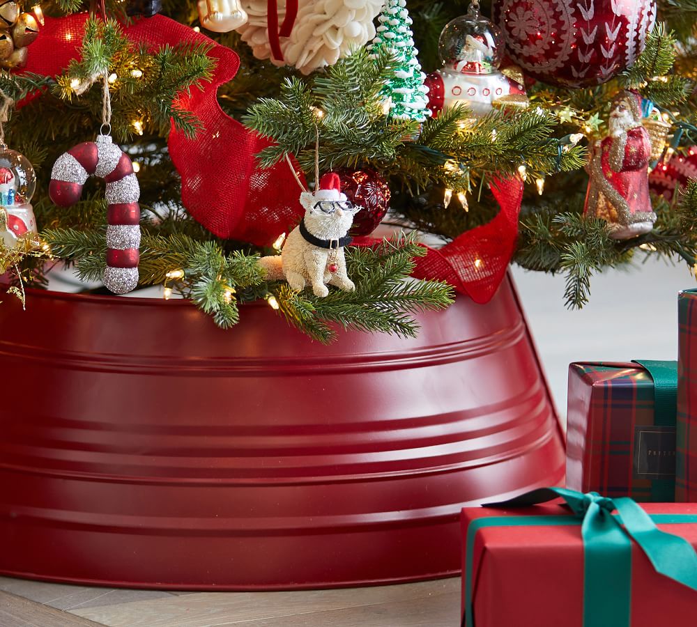 Christmas Tree Collars and Baskets - Weekend Craft