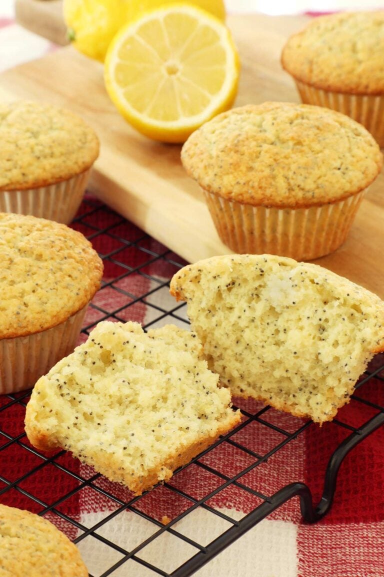 Lemon Poppy Seed Muffins - Weekend Craft